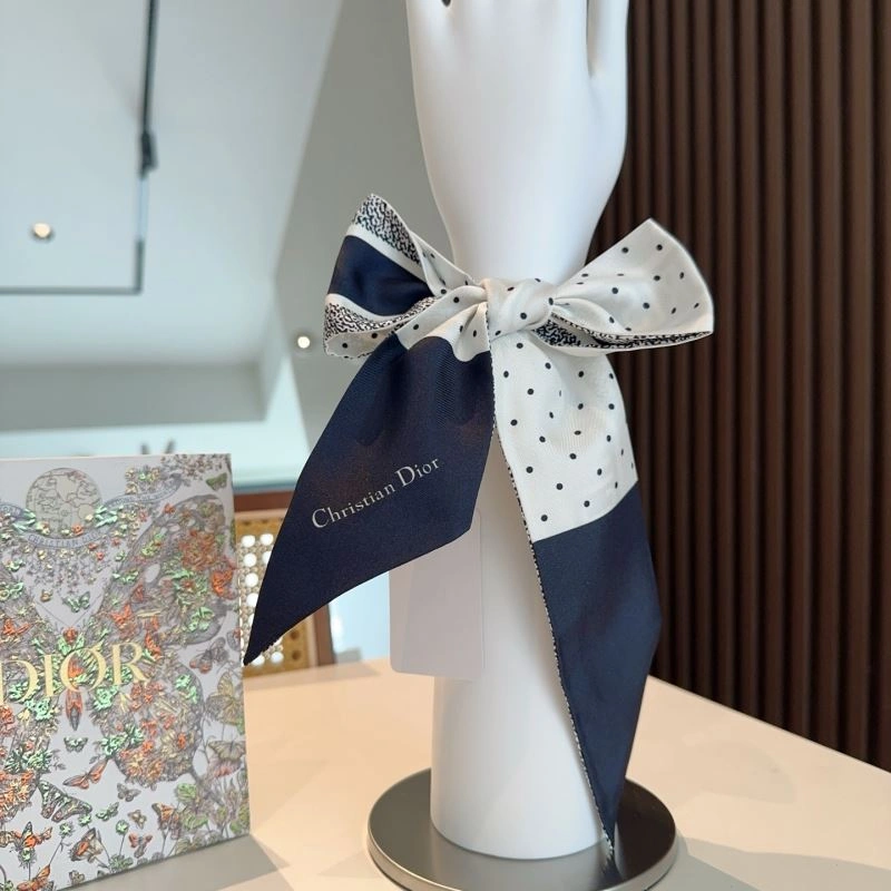 Indistinguishable Christian Dior Silk