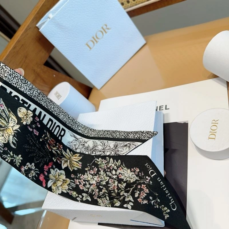 Brand-original Christian Dior Silk