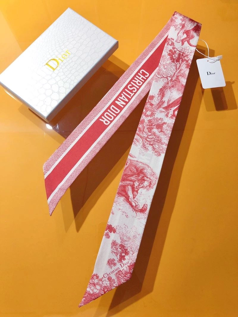 Bargain Christian Dior Silk
