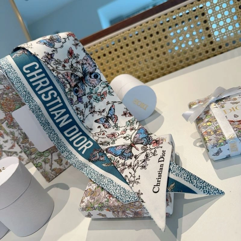 Low-cost Christian Dior Silk