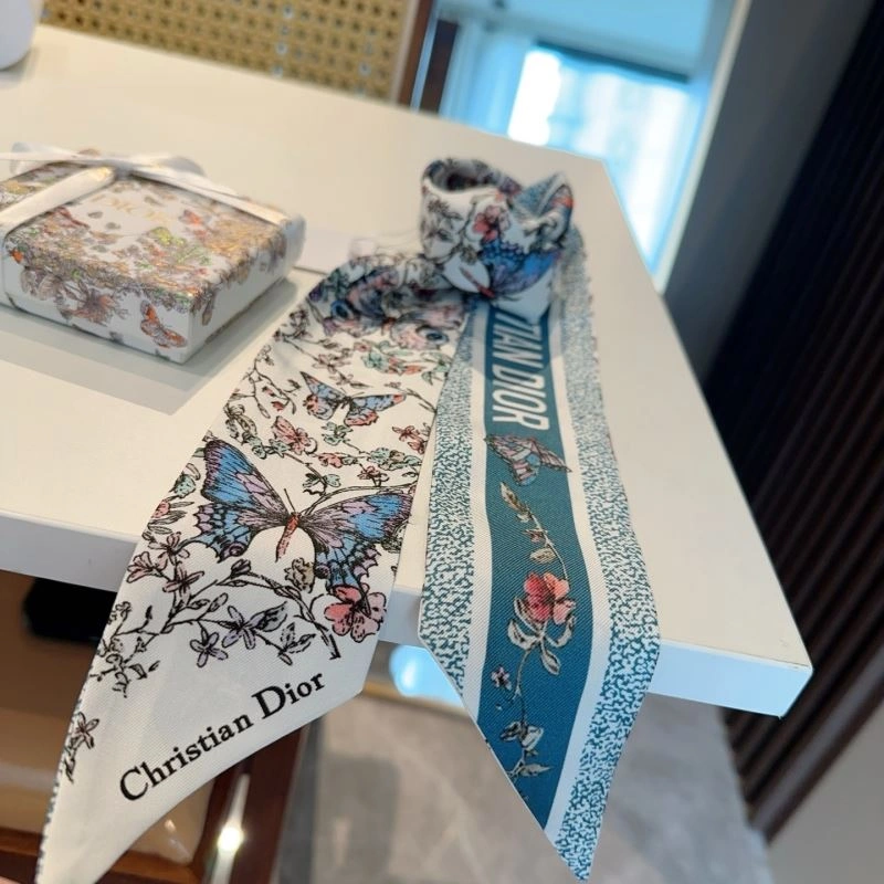 Low-cost Christian Dior Silk