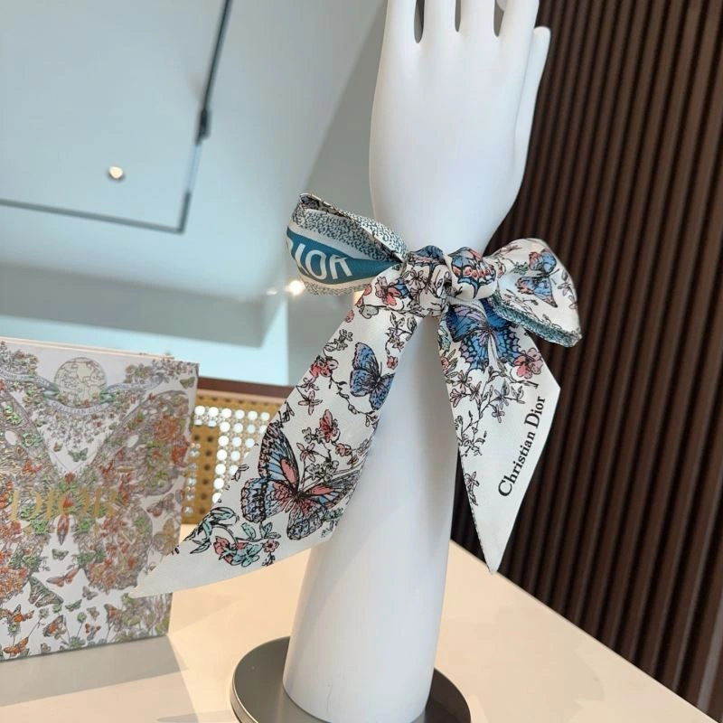 Low-cost Christian Dior Silk