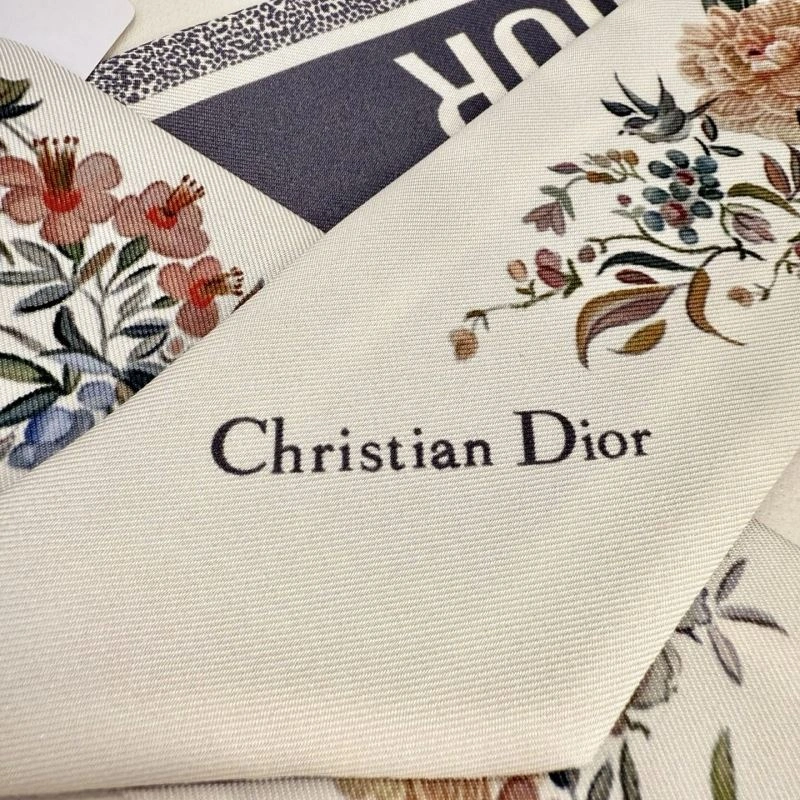 Exact replica Christian Dior Silk