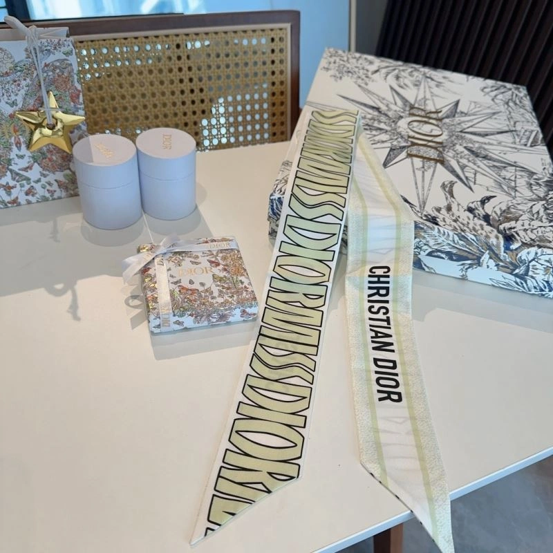 Inexpensive Christian Dior Silk