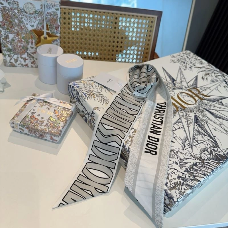 Indistinguishable Christian Dior Silk