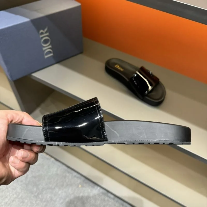 Low-cost Christian Dior Slippers