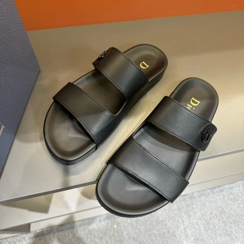 Top match Christian Dior Slippers