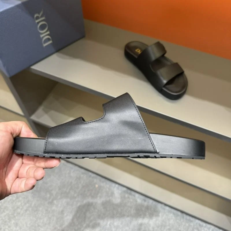 Top match Christian Dior Slippers