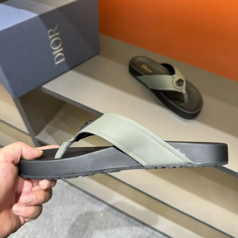 Accurate model Christian Dior Slippers