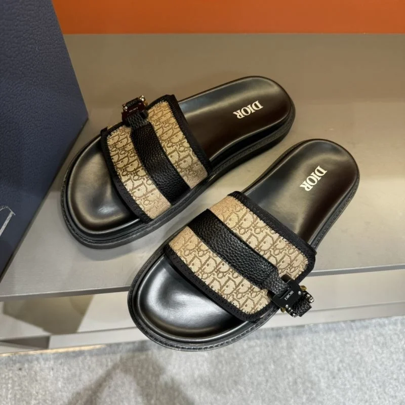 Low-cost Christian Dior Slippers