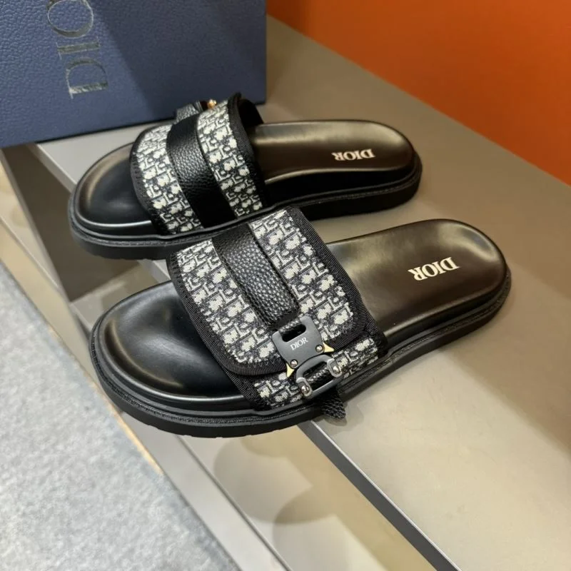 Accurate model Christian Dior Slippers