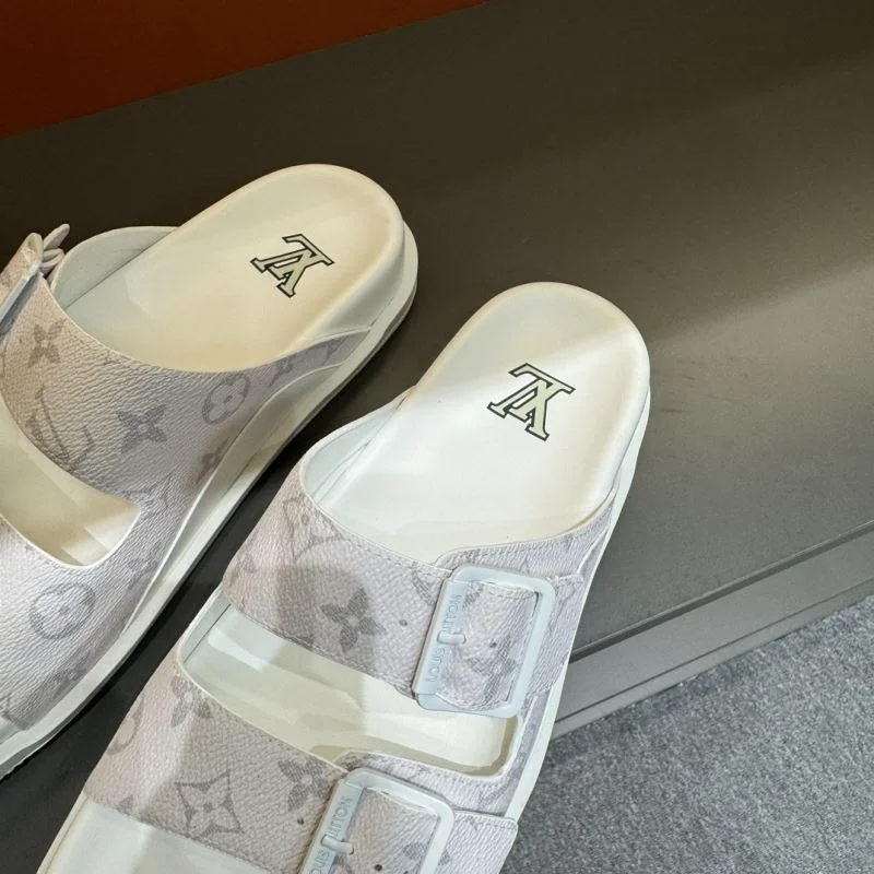 Value-priced Christian Dior Slippers
