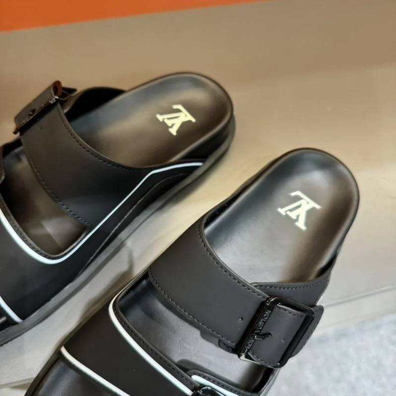 Reasonably priced Christian Dior Slippers