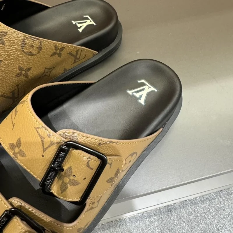 Top mirror Christian Dior Slippers