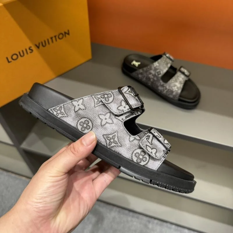 Precise copy Christian Dior Slippers