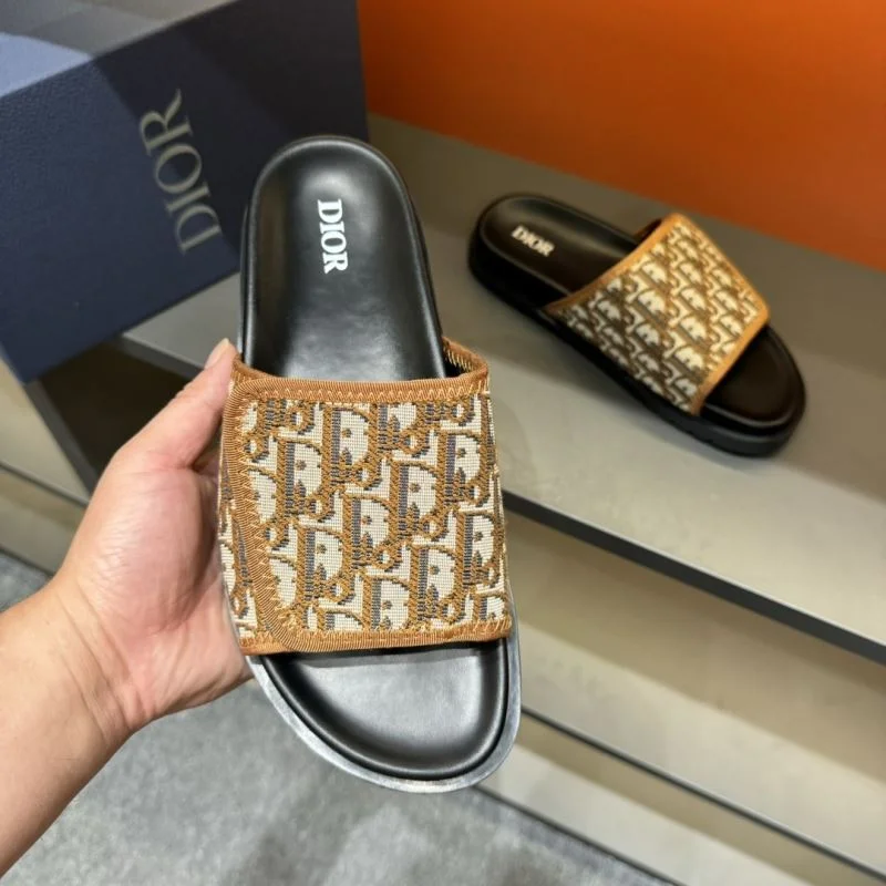 Top match Christian Dior Slippers