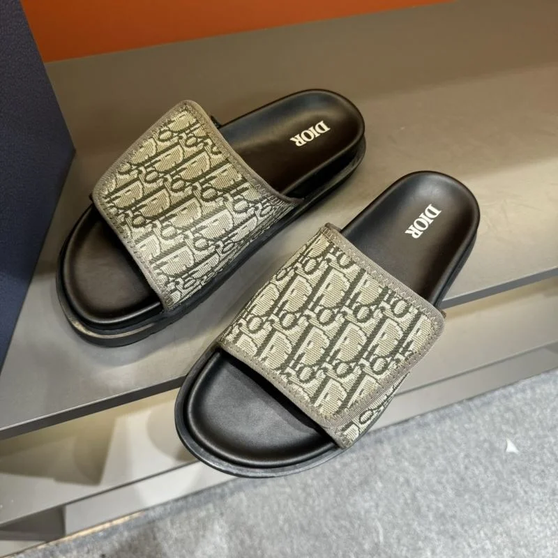 Bargain Christian Dior Slippers