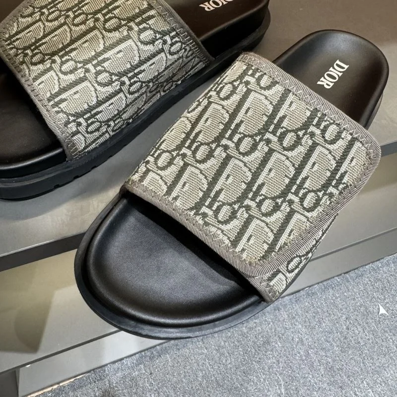 Bargain Christian Dior Slippers