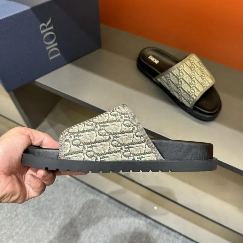 Bargain Christian Dior Slippers