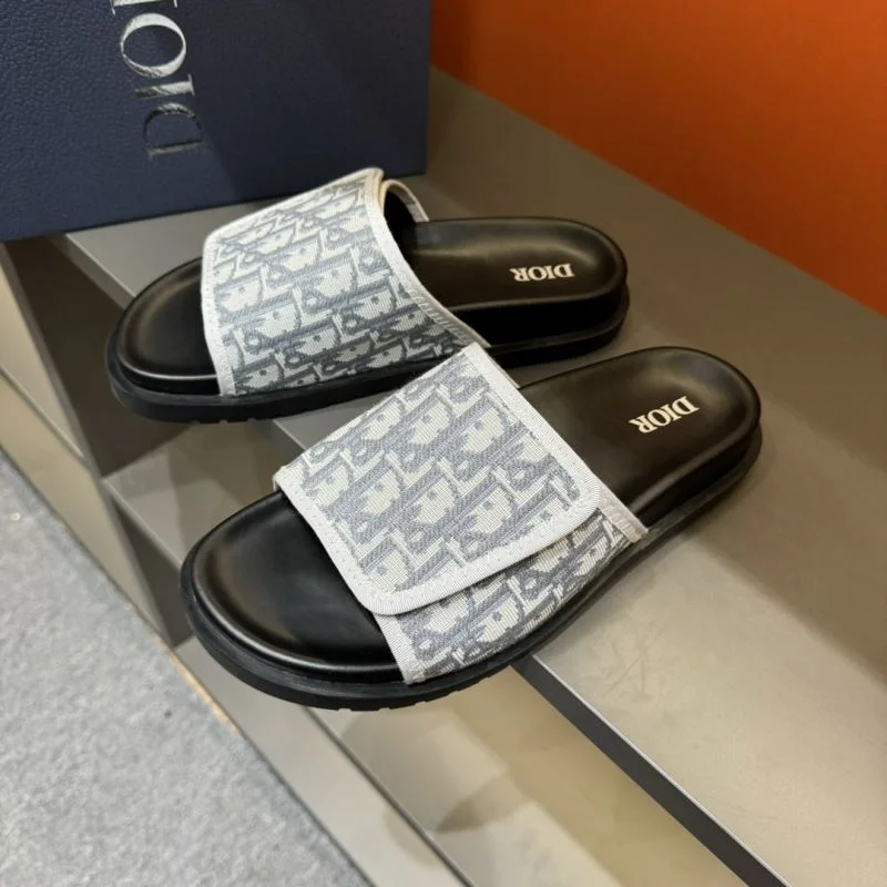 Accurate model Christian Dior Slippers