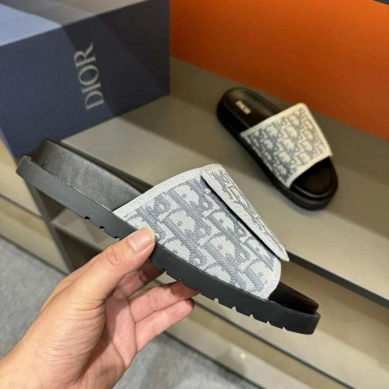 Accurate model Christian Dior Slippers