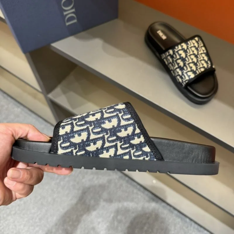 Low-cost Christian Dior Slippers
