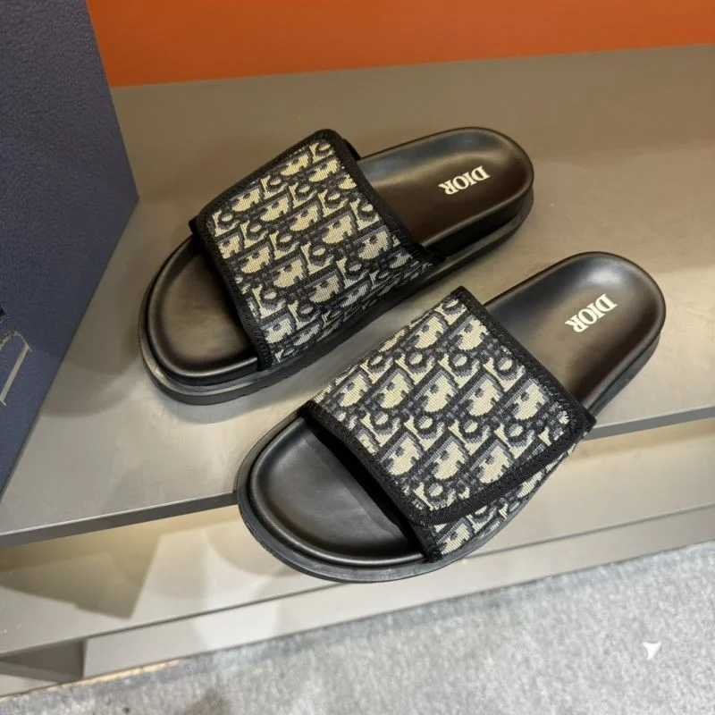 Low-cost Christian Dior Slippers