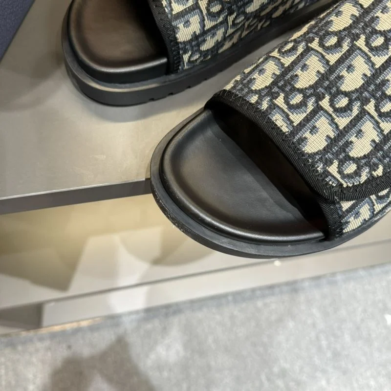 Low-cost Christian Dior Slippers