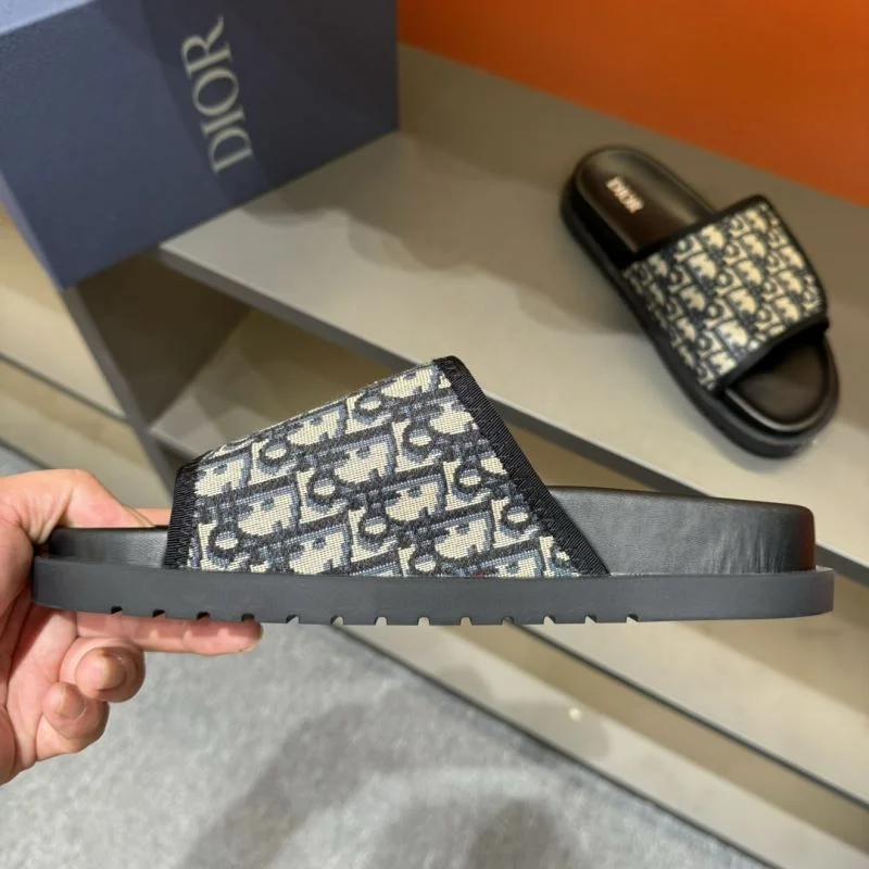 Low-cost Christian Dior Slippers