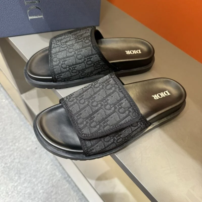 Low-cost Christian Dior Slippers