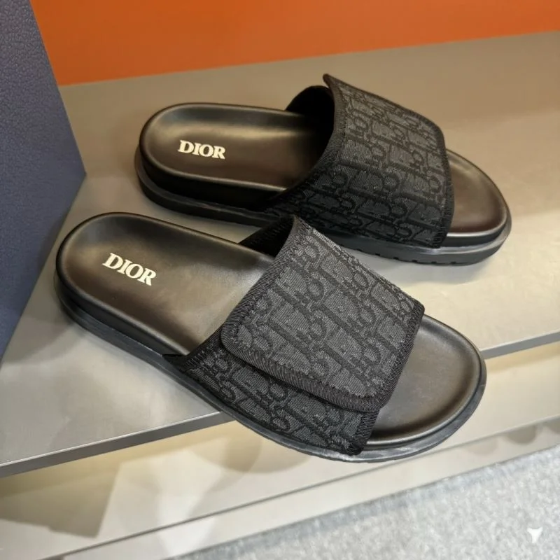 Low-cost Christian Dior Slippers