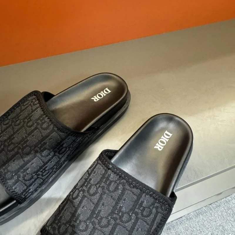 Low-cost Christian Dior Slippers