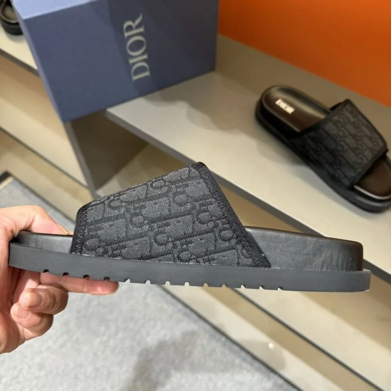 Low-cost Christian Dior Slippers