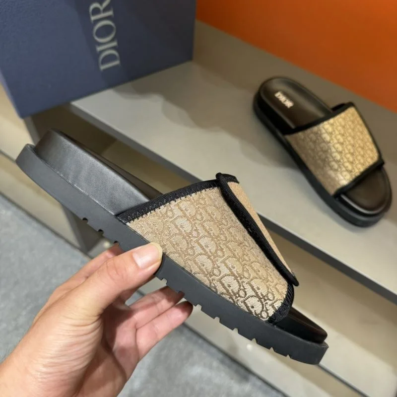 Accurate model Christian Dior Slippers