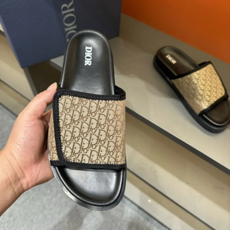 Accurate model Christian Dior Slippers