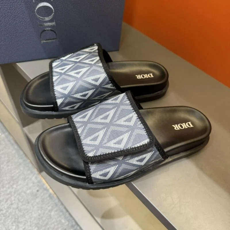 1:1 copy Christian Dior Slippers