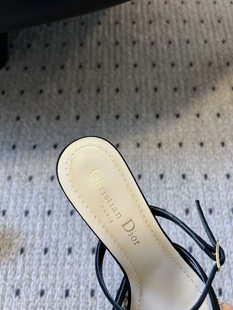 Low-cost Christian Dior Slippers