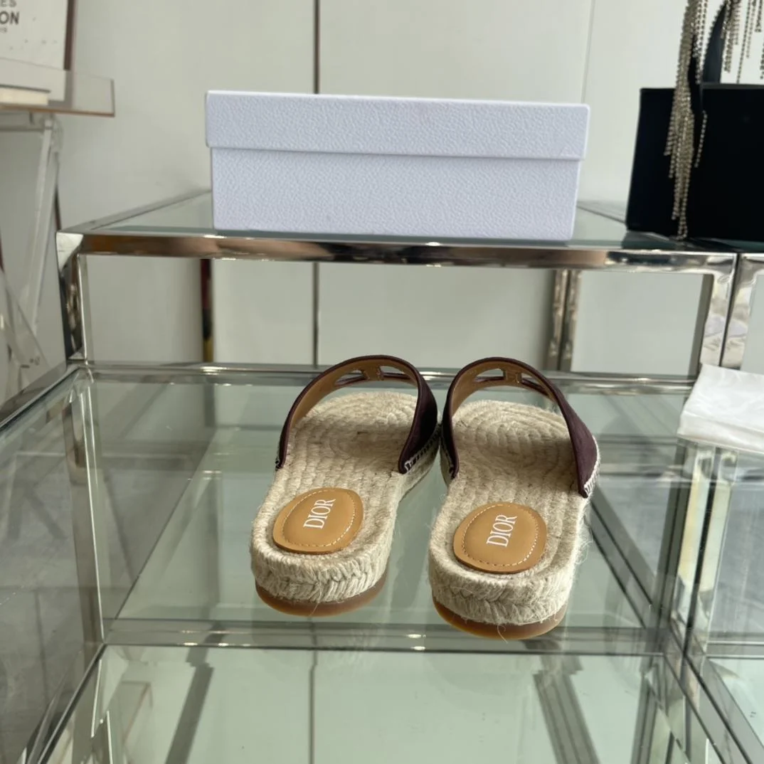 High fidelity Christian Dior Slippers