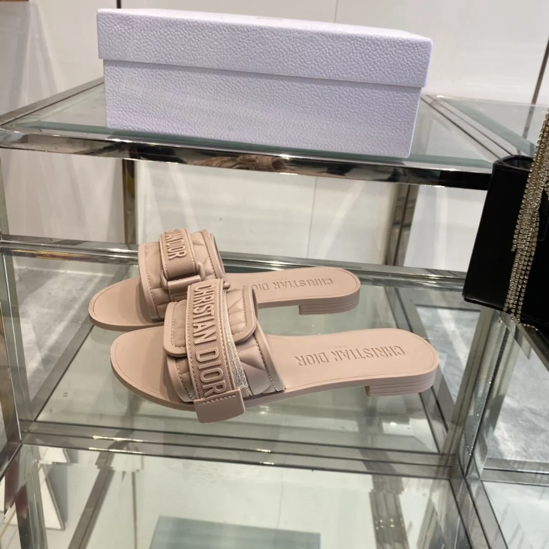 Bargain Christian Dior Slippers