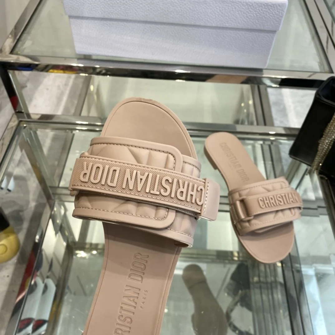 Bargain Christian Dior Slippers