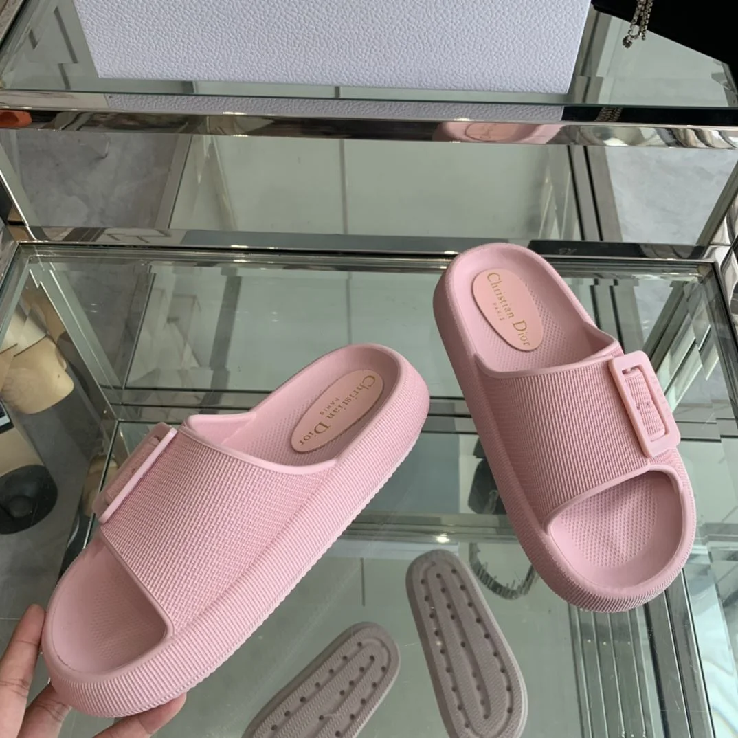 Inexpensive Christian Dior Slippers