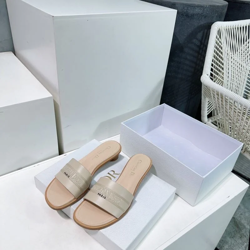 Inexpensive Christian Dior Slippers