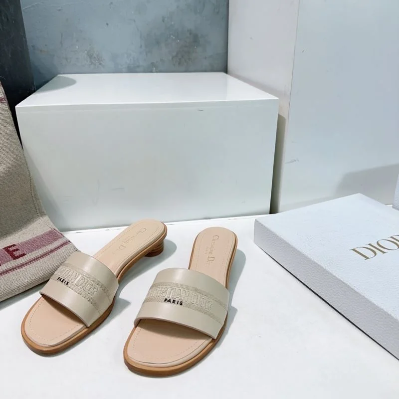 Inexpensive Christian Dior Slippers