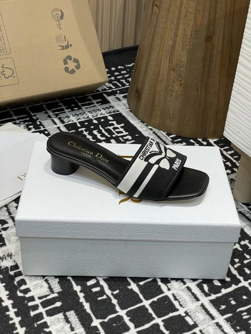 Bargain Christian Dior Slippers