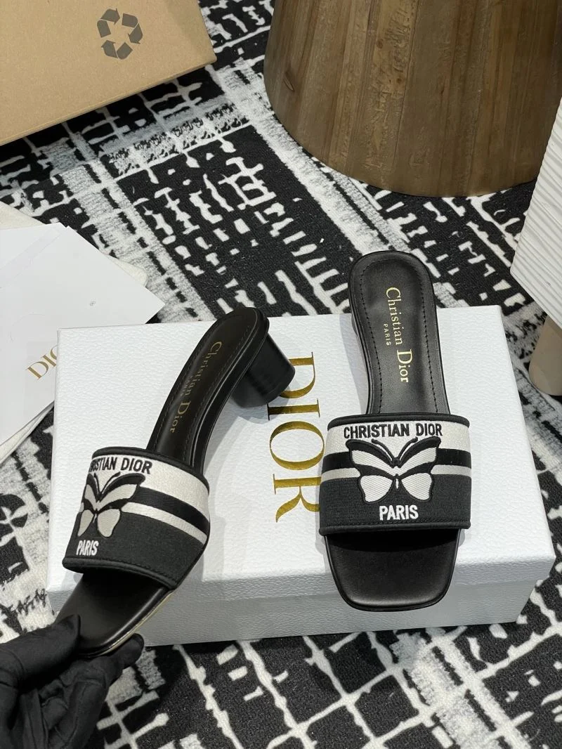 Bargain Christian Dior Slippers