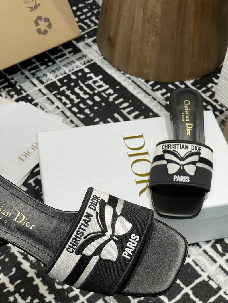 Bargain Christian Dior Slippers
