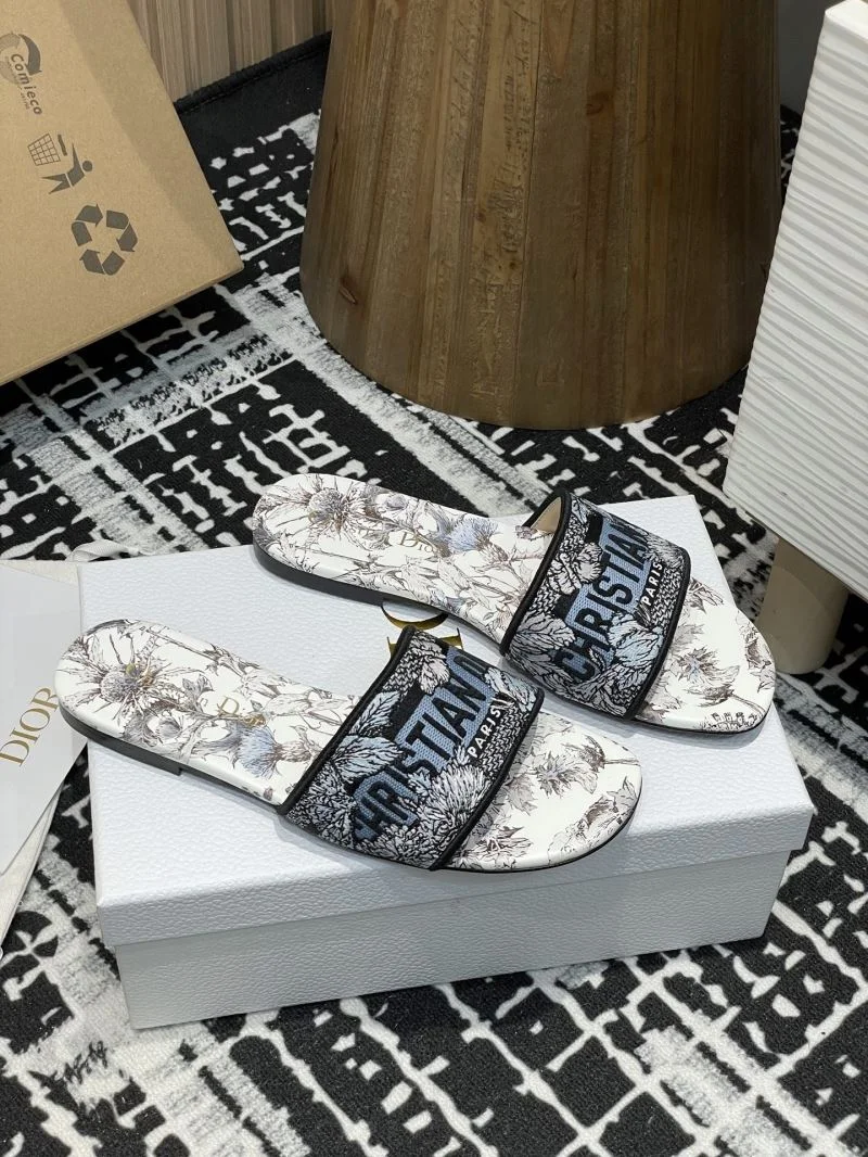 Top match Christian Dior Slippers