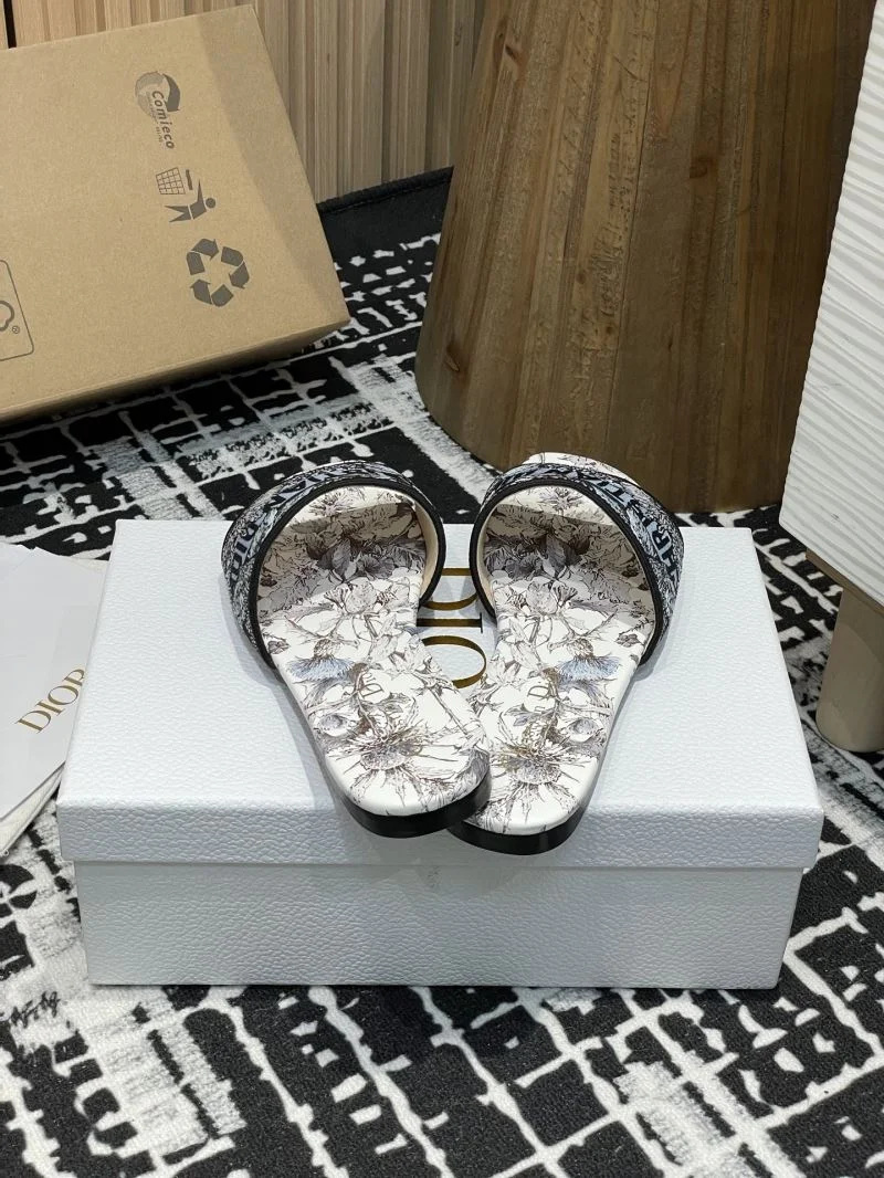 Top match Christian Dior Slippers