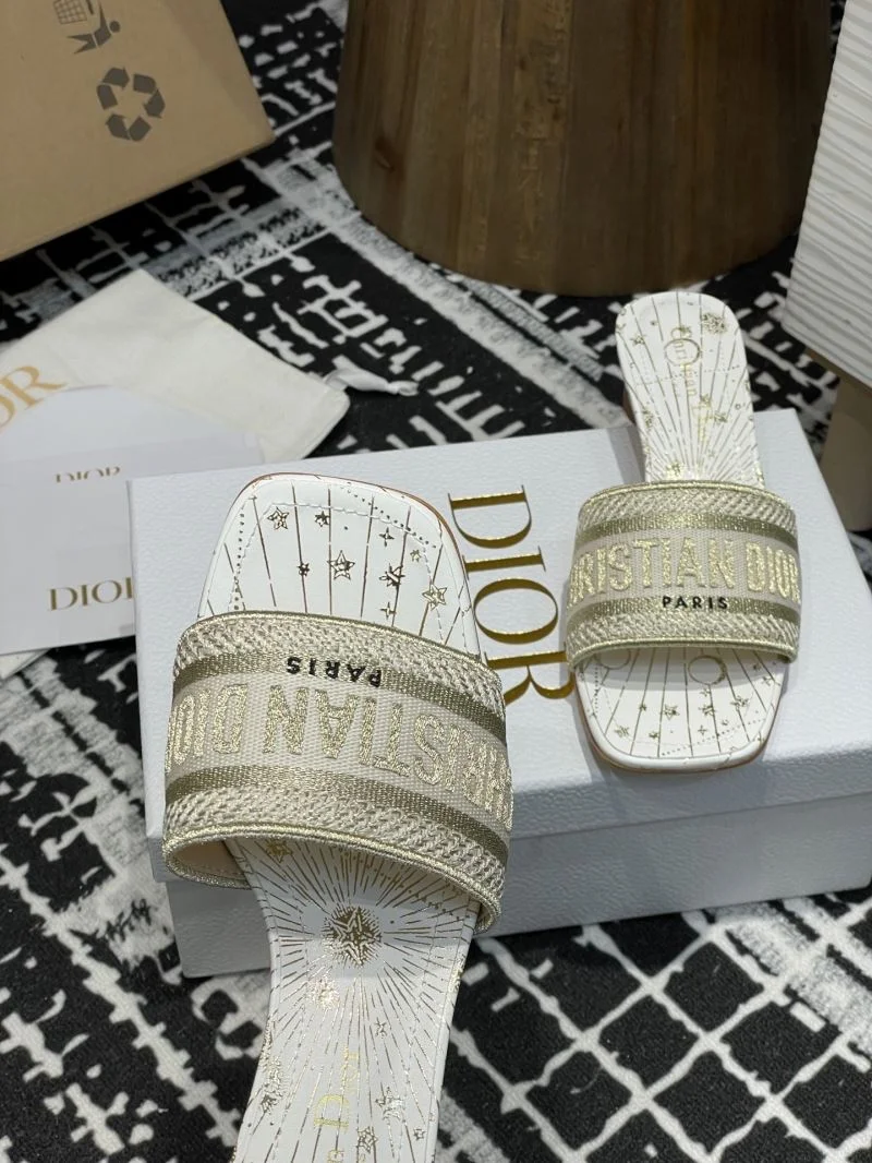 Accurate model Christian Dior Slippers