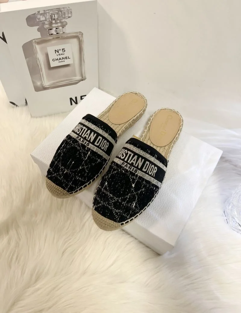 Inexpensive Christian Dior Slippers